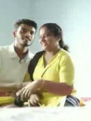 PADOSI KI BHABHI KO PELA 😂🔥🥃 | Scrolller