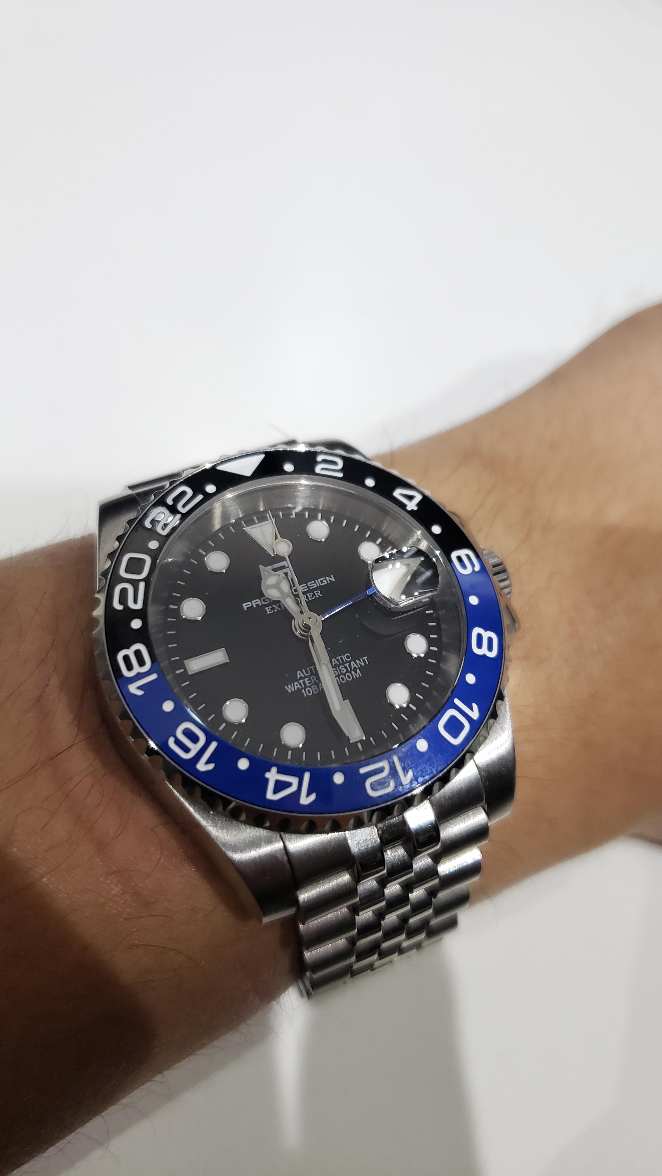 Pagani GMT batgirl | Scrolller