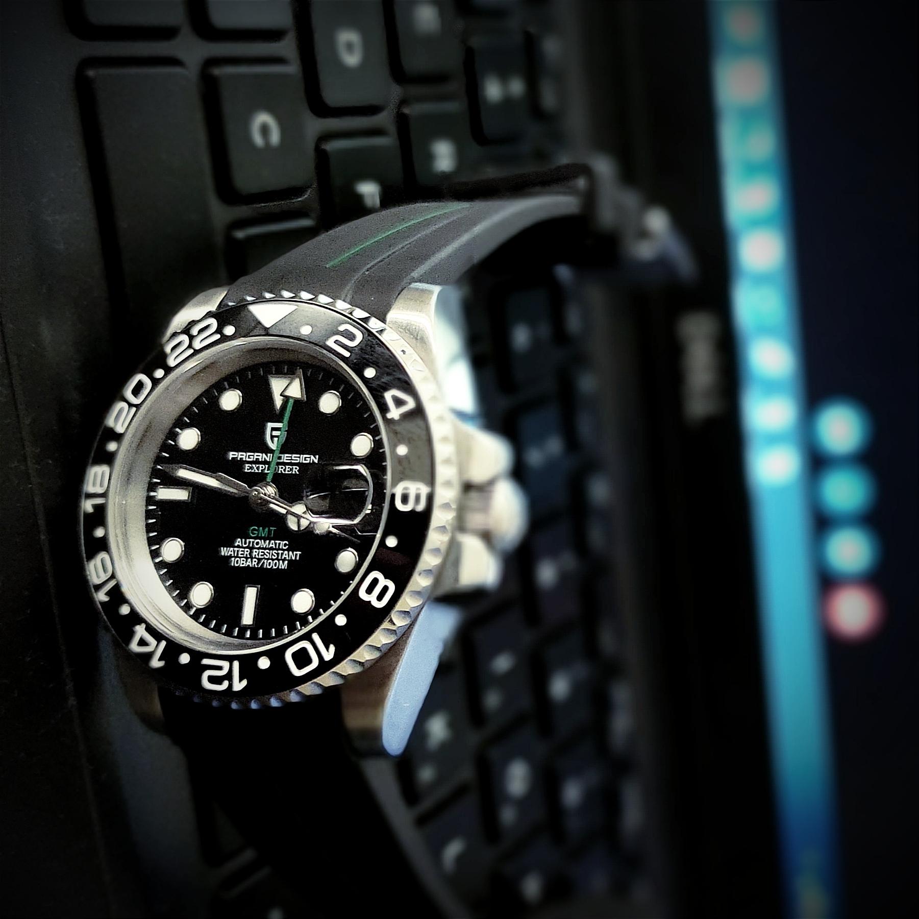 Pagani GMT with Rubber Strap | Scrolller