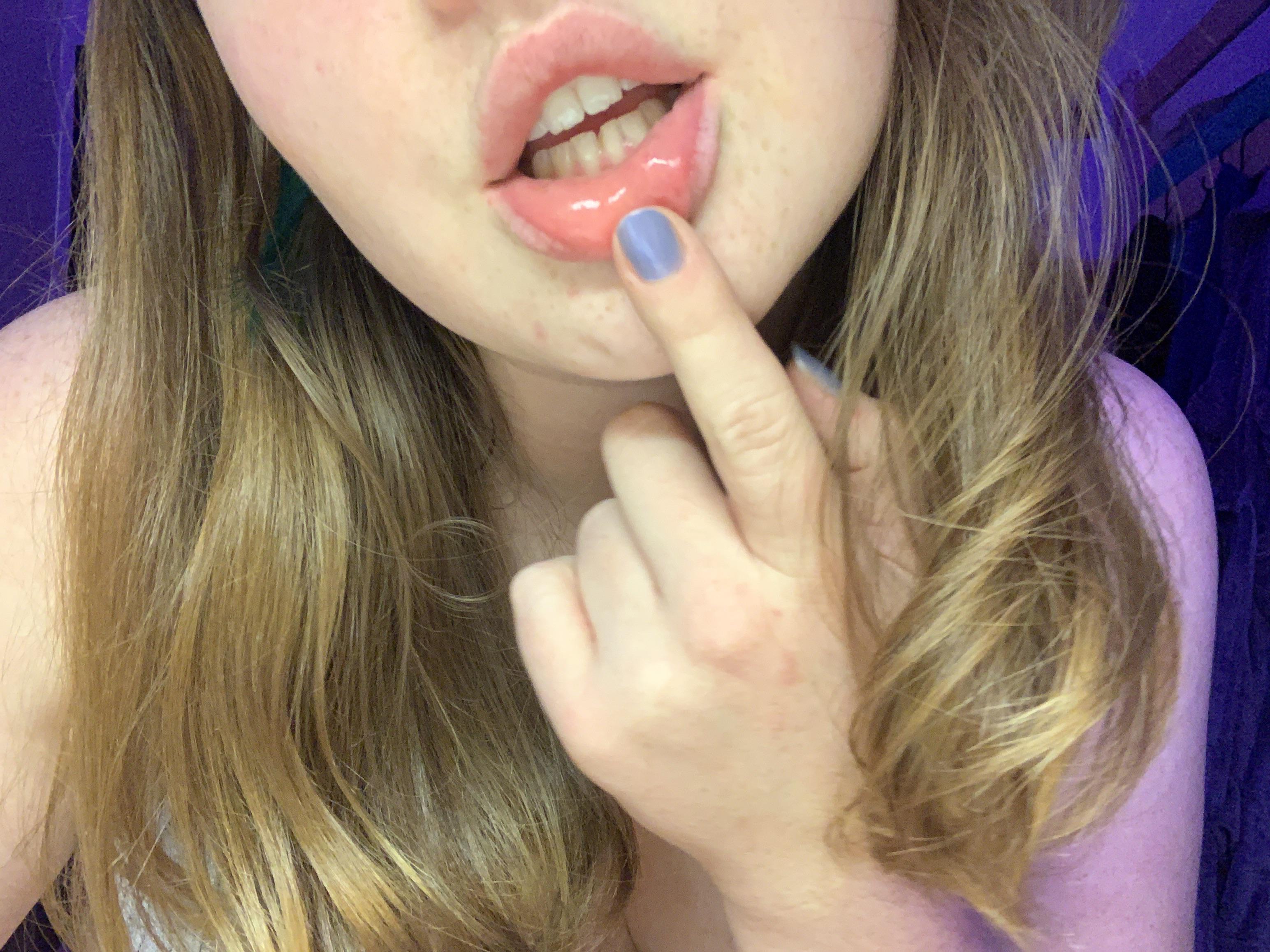 Painted my nails :) | Scrolller