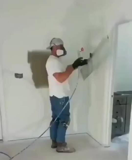 Painter showing off his tools | Scrolller