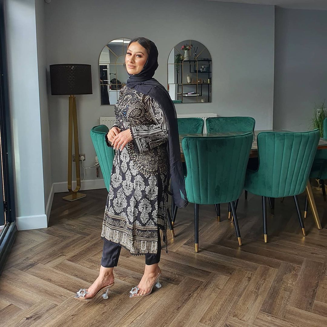 Pakistani Bombshell has got me solid | Scrolller