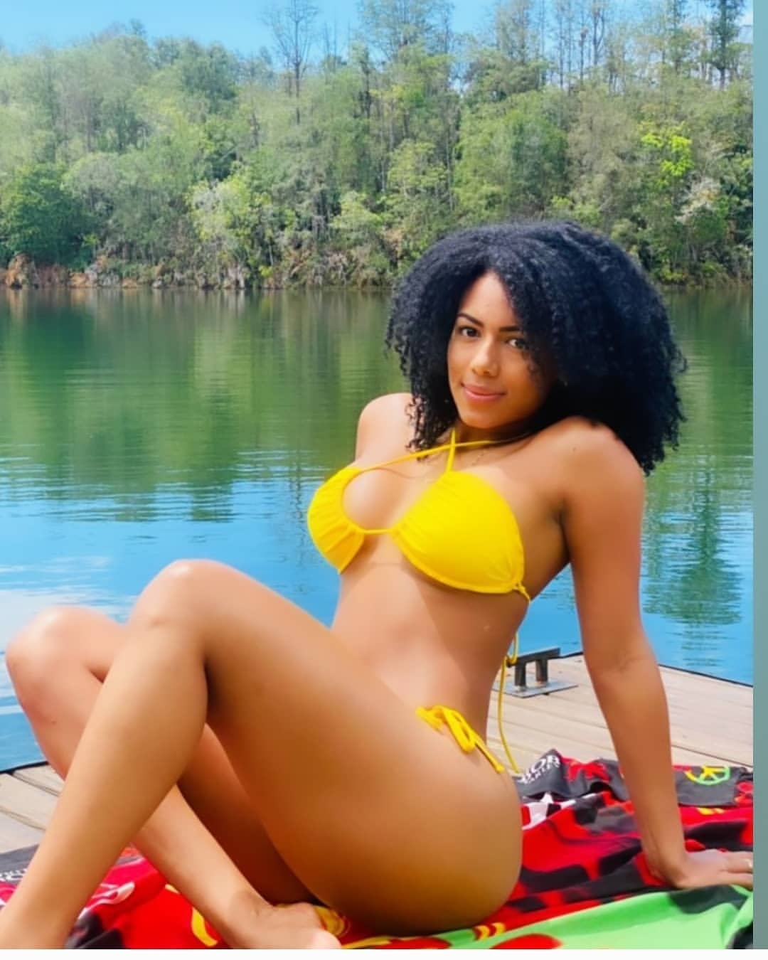 Paola Mendez (@canelaa_20) | Scrolller