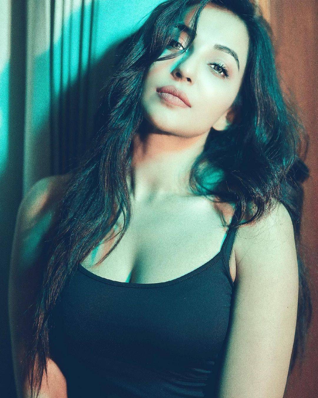 Parvati Nair - Indian Model | Scrolller