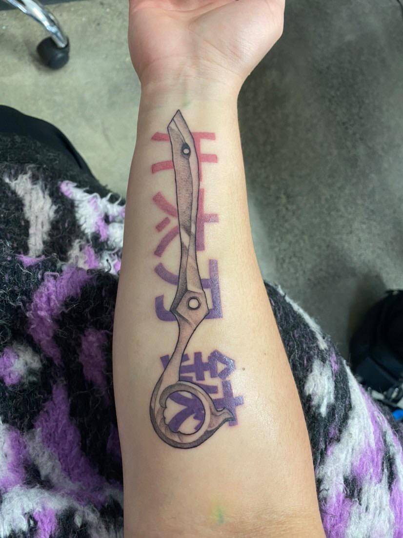 Part 2 of the matching scissor blade tattoos! | Scrolller