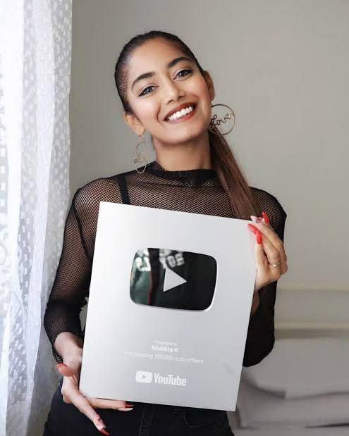 [PDISK LINK] Hot youtuber Mukta K hot nude photoshoots 😍🔥link in comments !!! | Scrolller