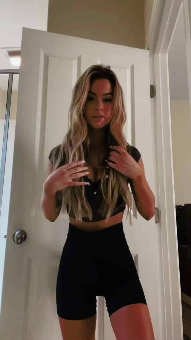 Peace Out | Scrolller