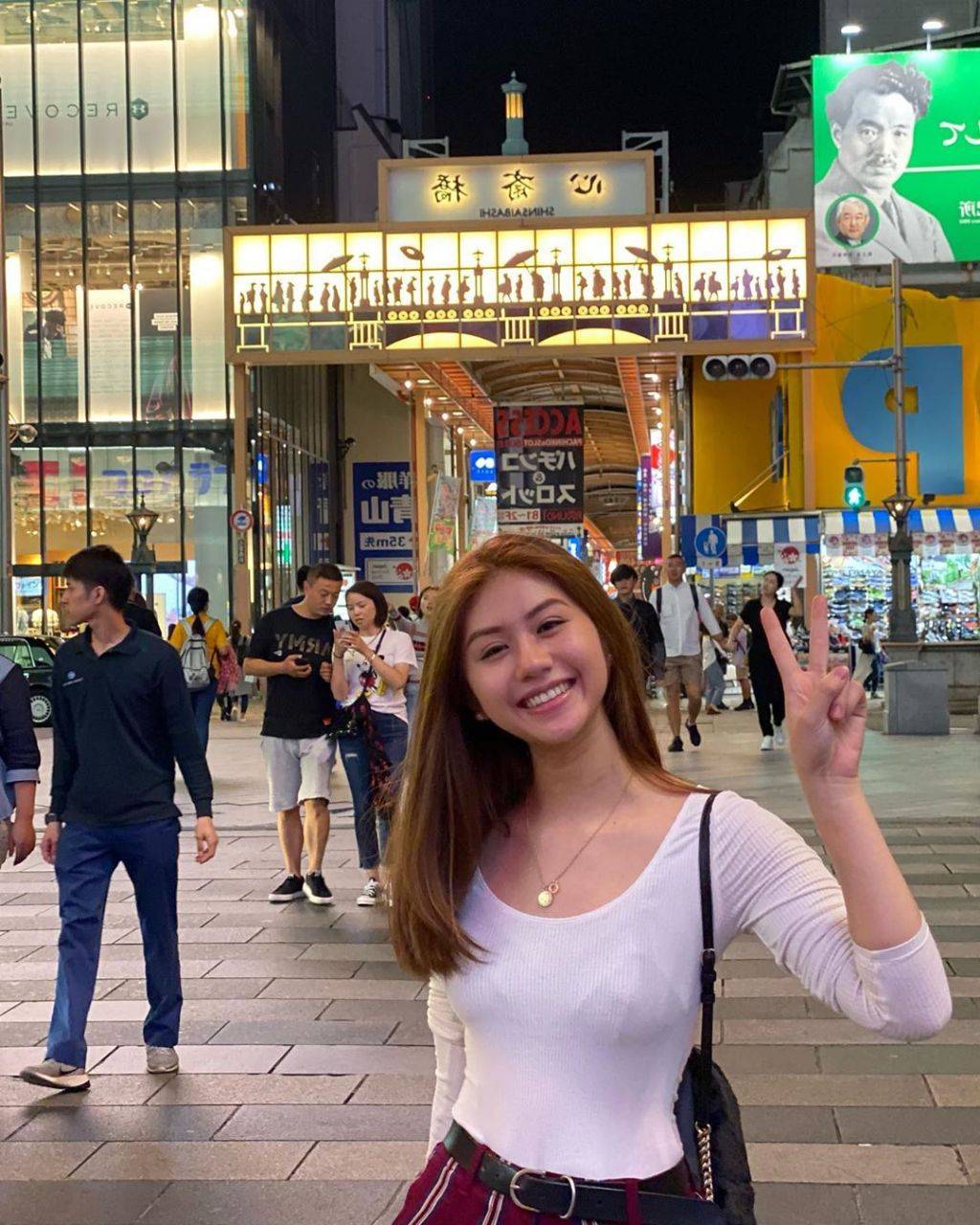 peace out | Scrolller