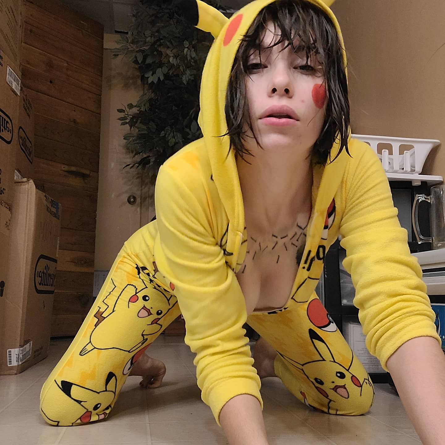 Hey there | Scrolller