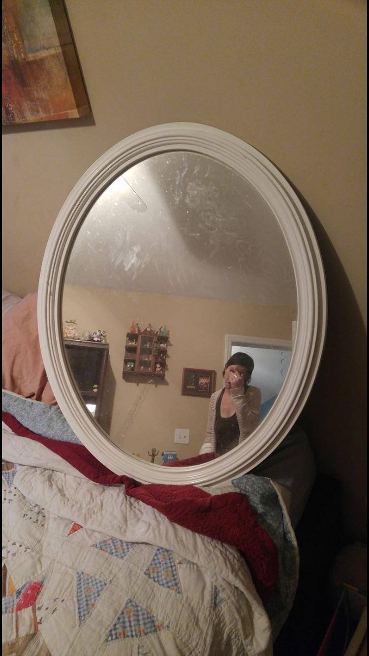 Peekaboo! | Scrolller