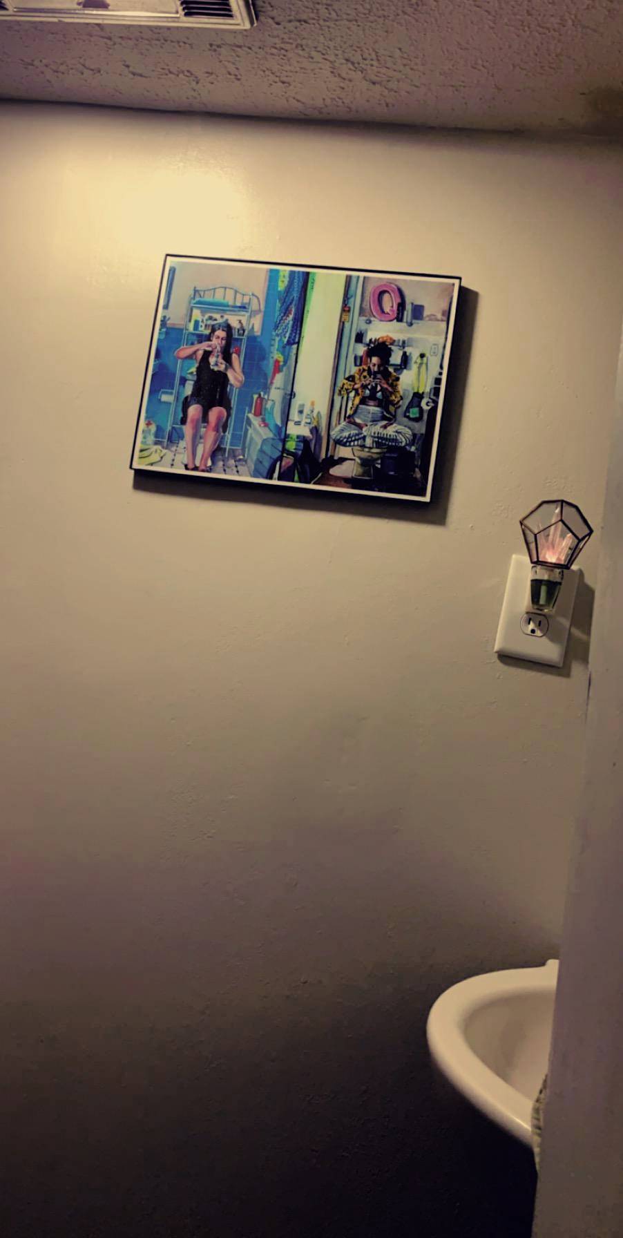 Perfect artwork for my bathroom. | Scrolller