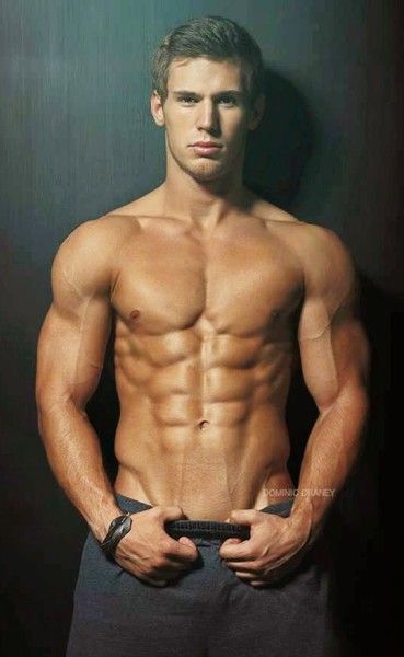 Perfect chest | Scrolller