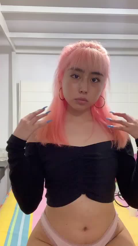 Petite latina 🔥 I’m your dream come true 💕🍑 uncensored content and custom photos and videos ...