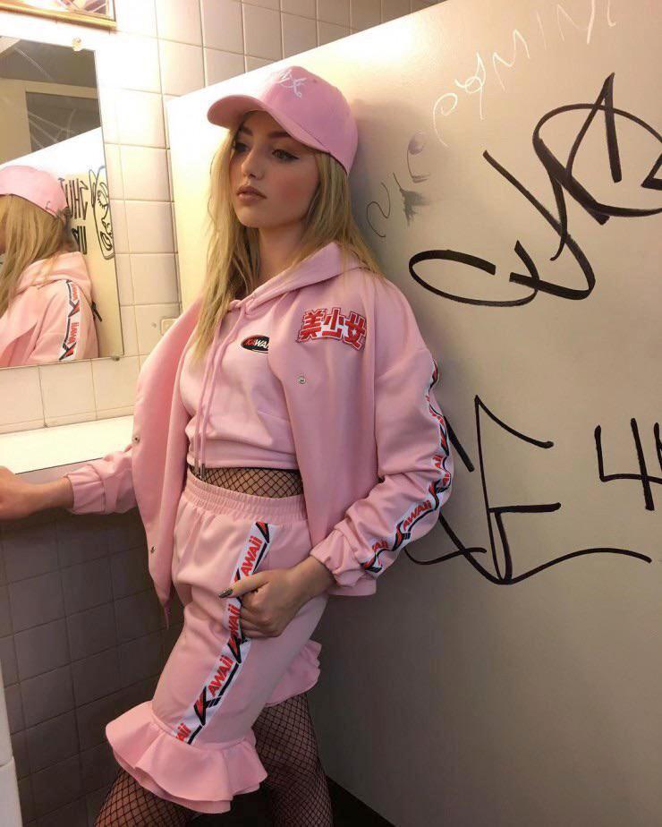 Peyton List looking ready for a quick fuck | Scrolller