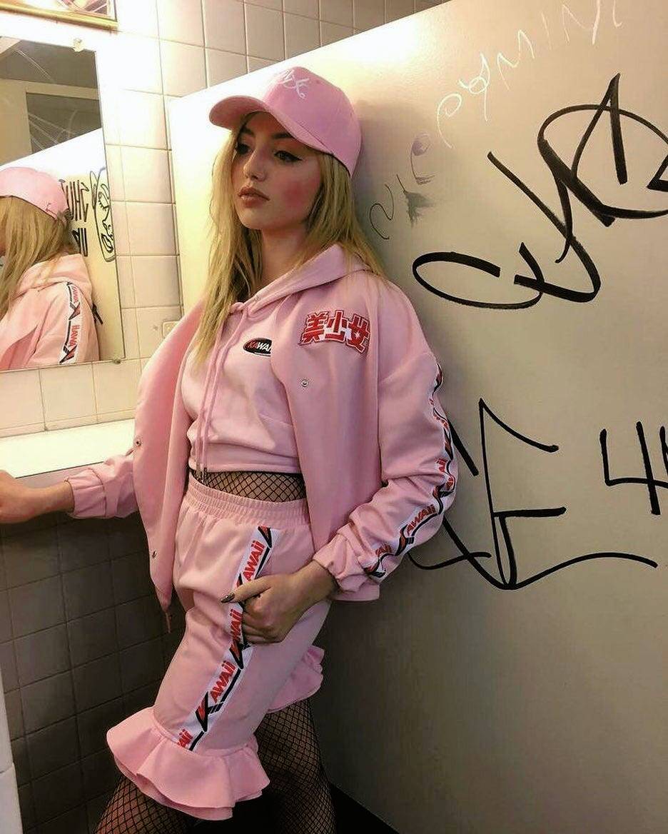 Peyton List never fails to get me hard | Scrolller