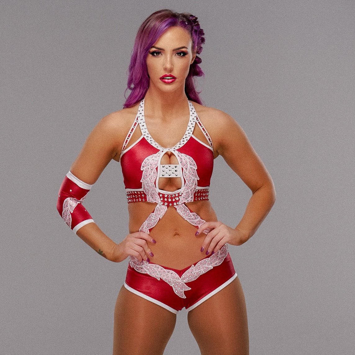 Peyton Royce | Scrolller