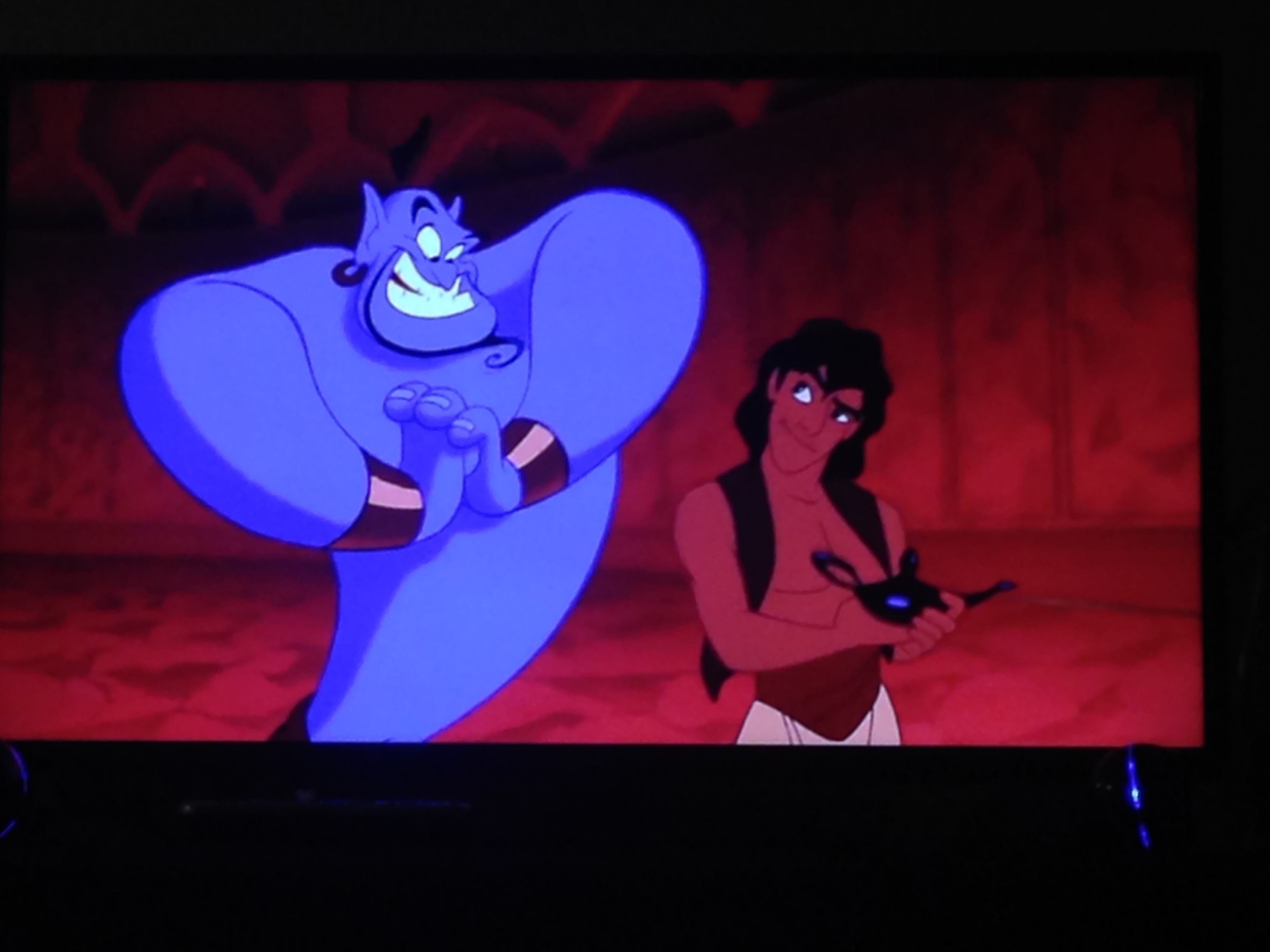 Phone picture for my 100 Days of Happiness today. Perhaps my favorite still from Aladdin | Scrolller