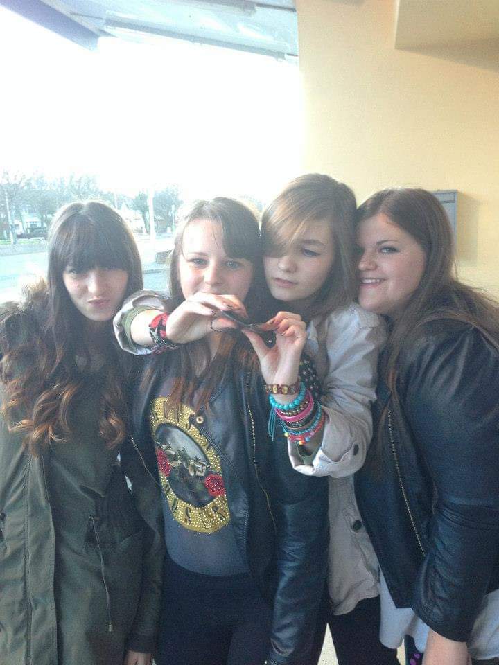 Pick one [4] | Scrolller