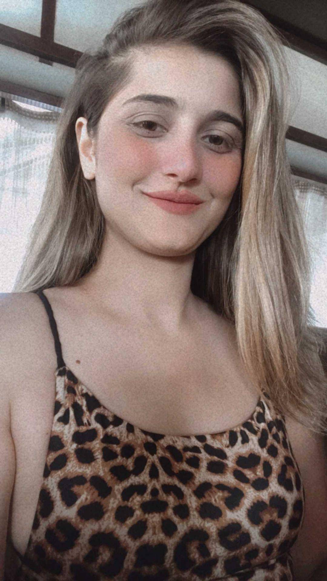 Pickaboo🍑 Scrolller
