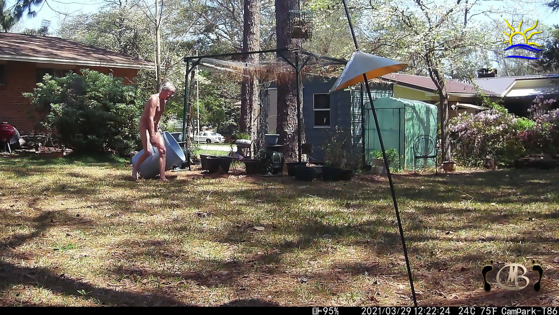 Picking up Yard Debris | Scrolller