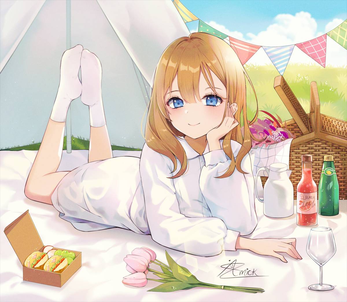 Picnic [Original] | Scrolller