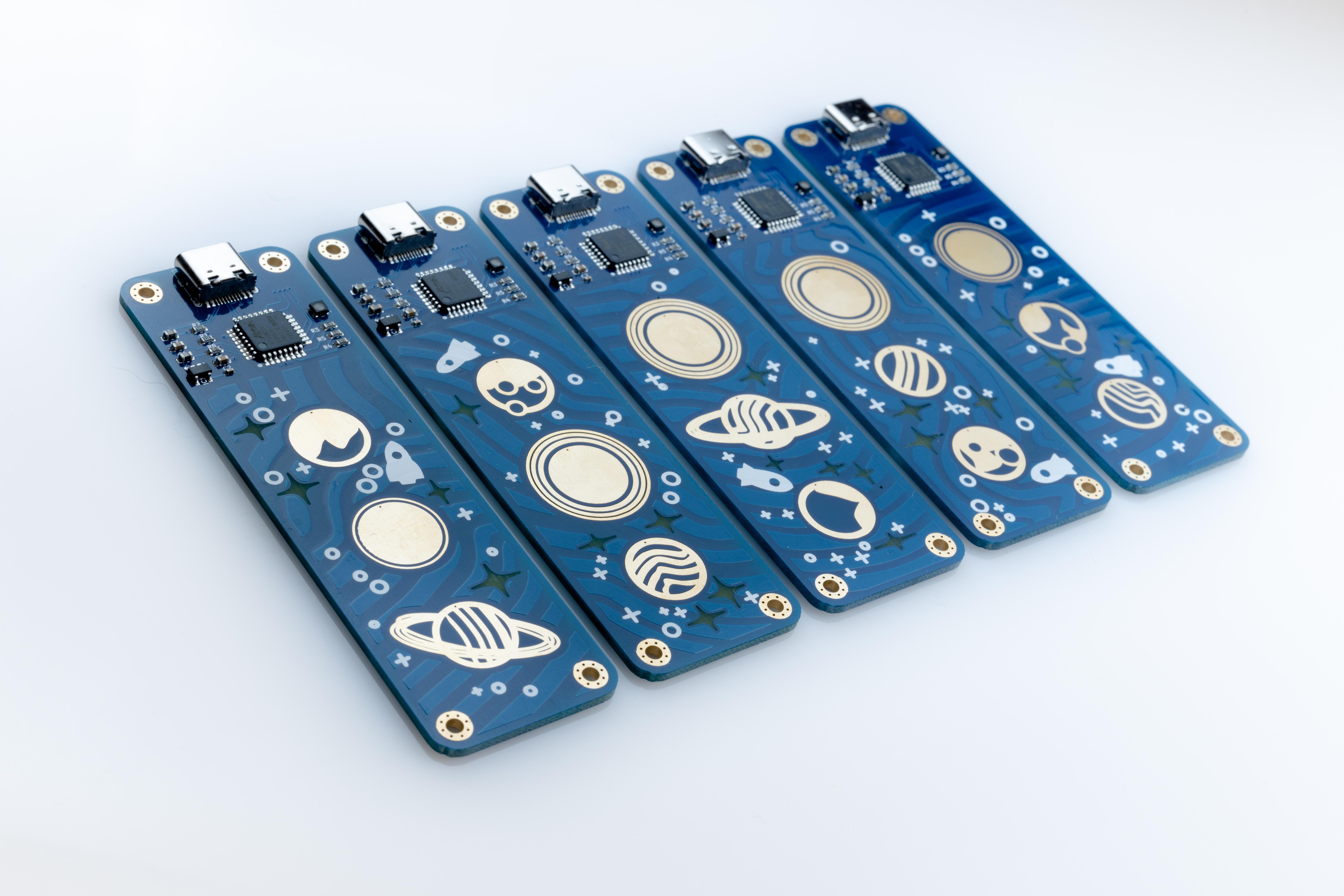 PicoPlanet: procedurally generated PCBs | Scrolller