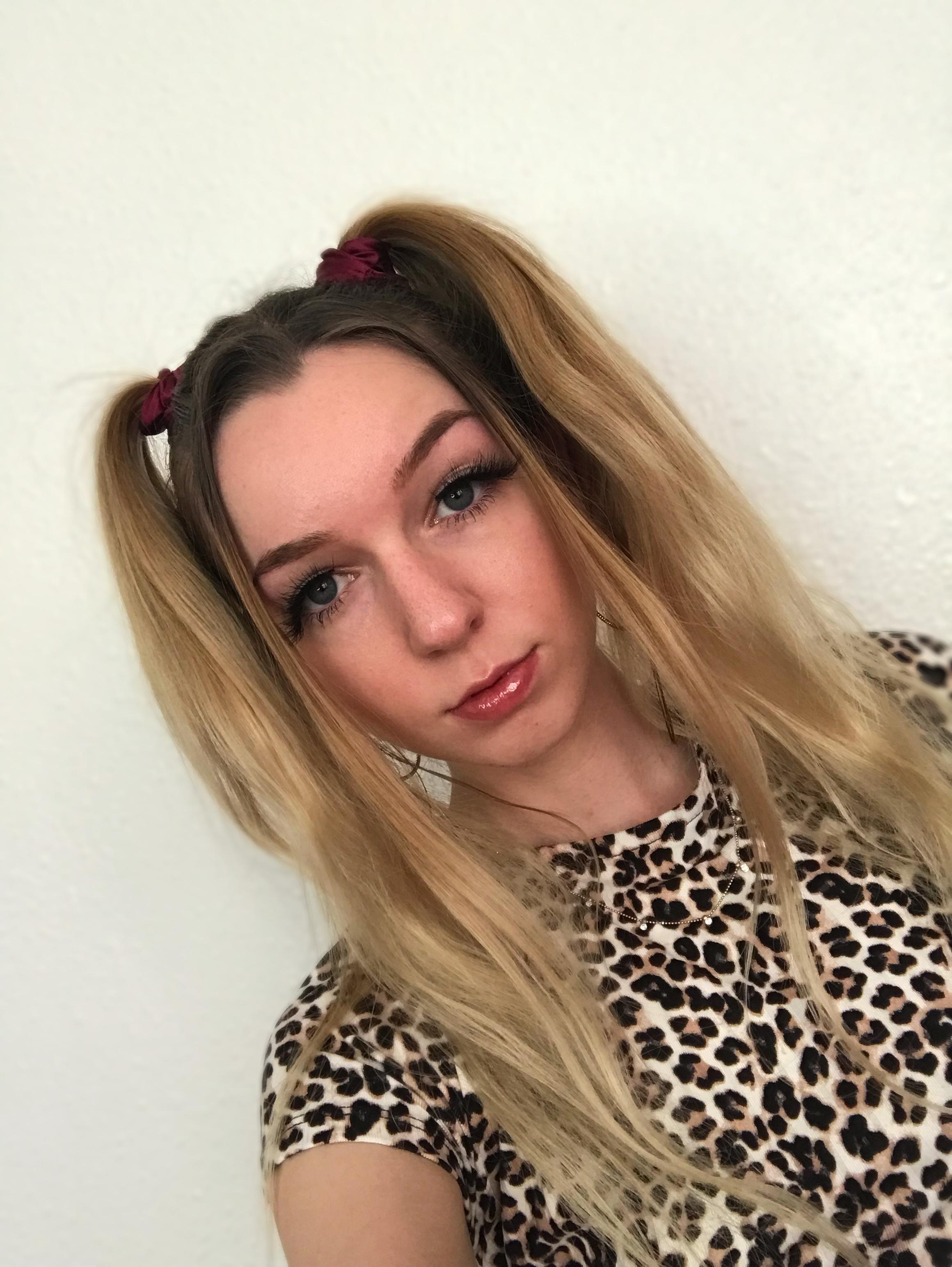 pigtails to pull on hehe | Scrolller