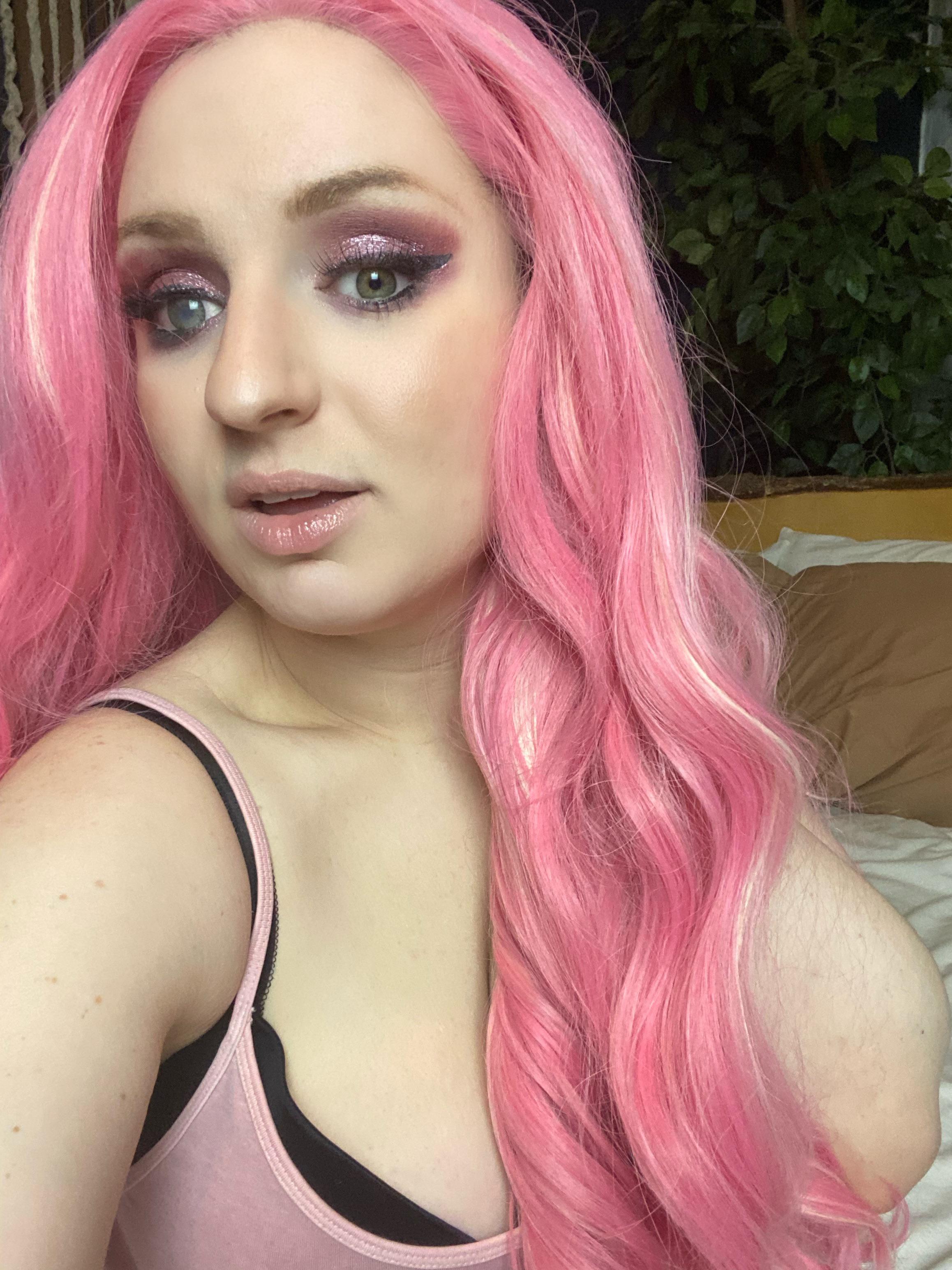 Pink is my new favorite 💗😜 [23] | Scrolller