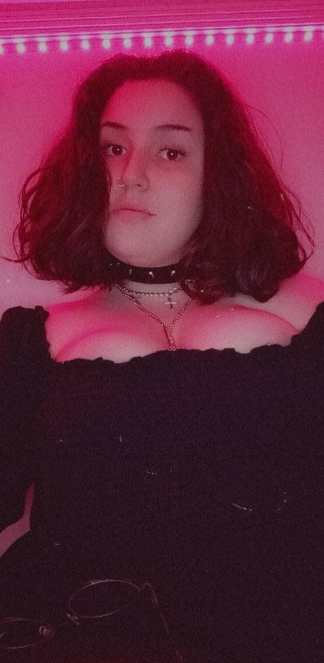 Pink lights (20) | Scrolller