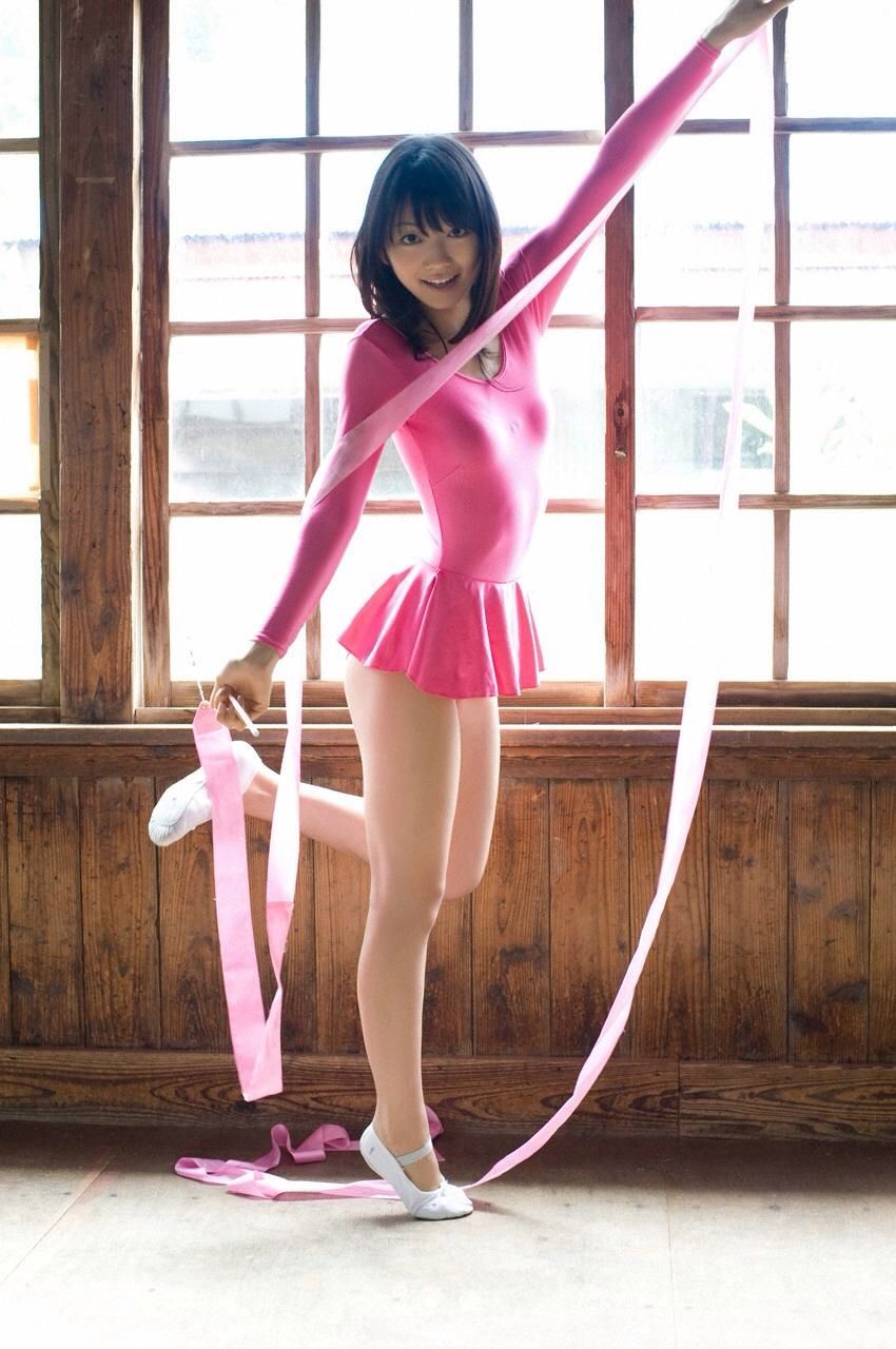 Pink ribbon | Scrolller