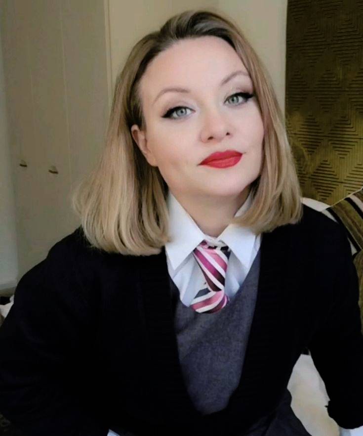 Pink striped | Scrolller