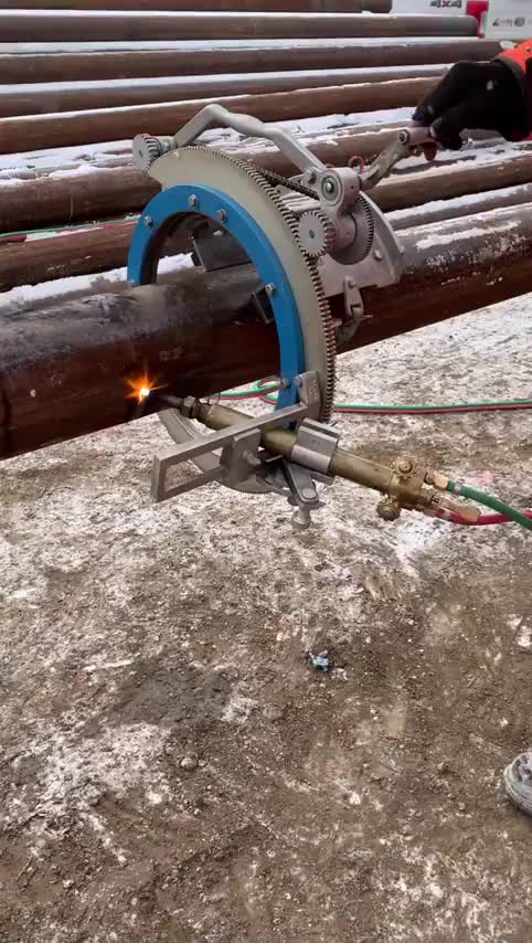 Pipe beveller | Scrolller