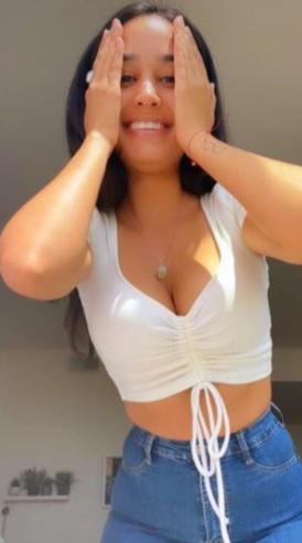 Playful Emily | Scrolller