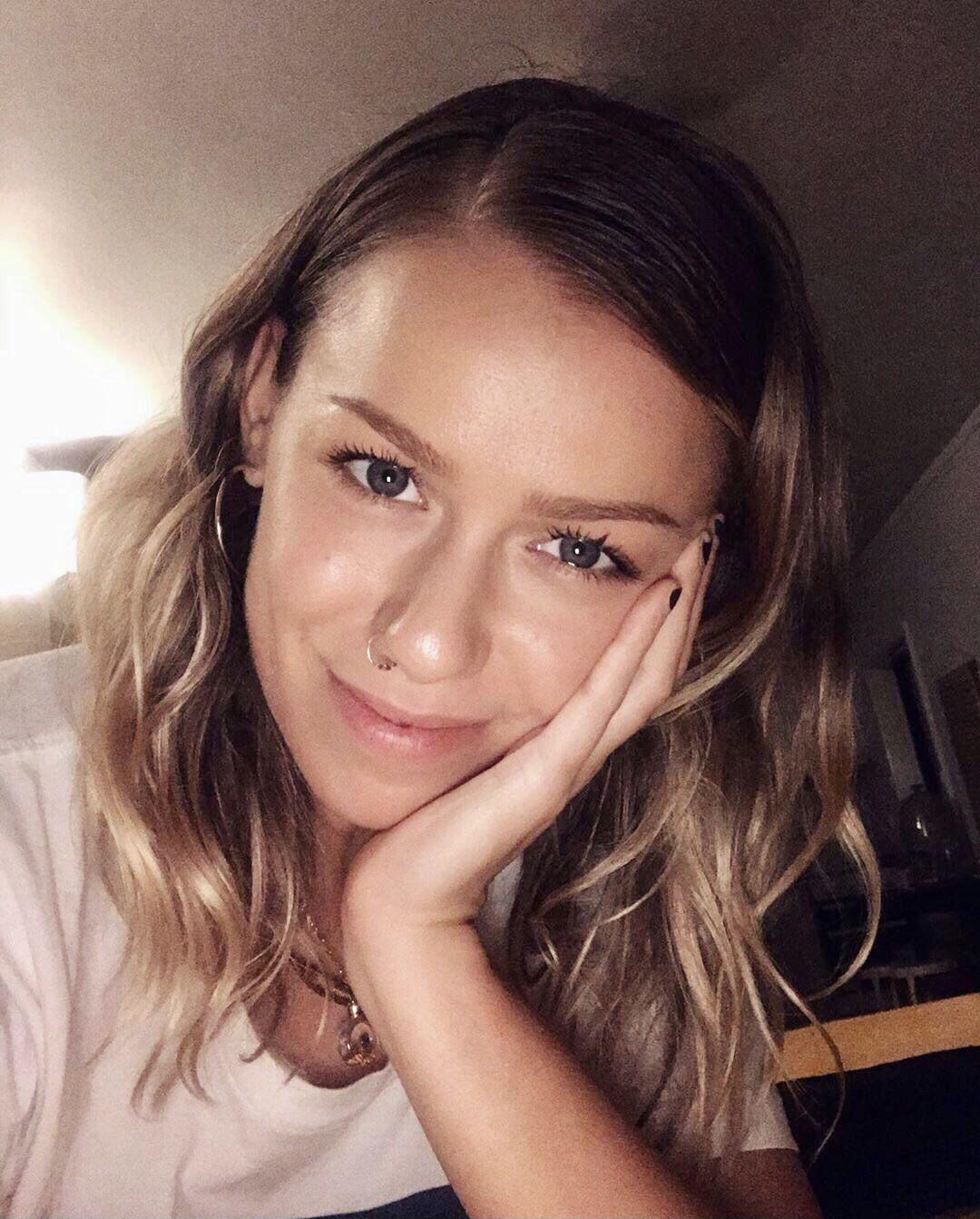 Playing Coy | Scrolller