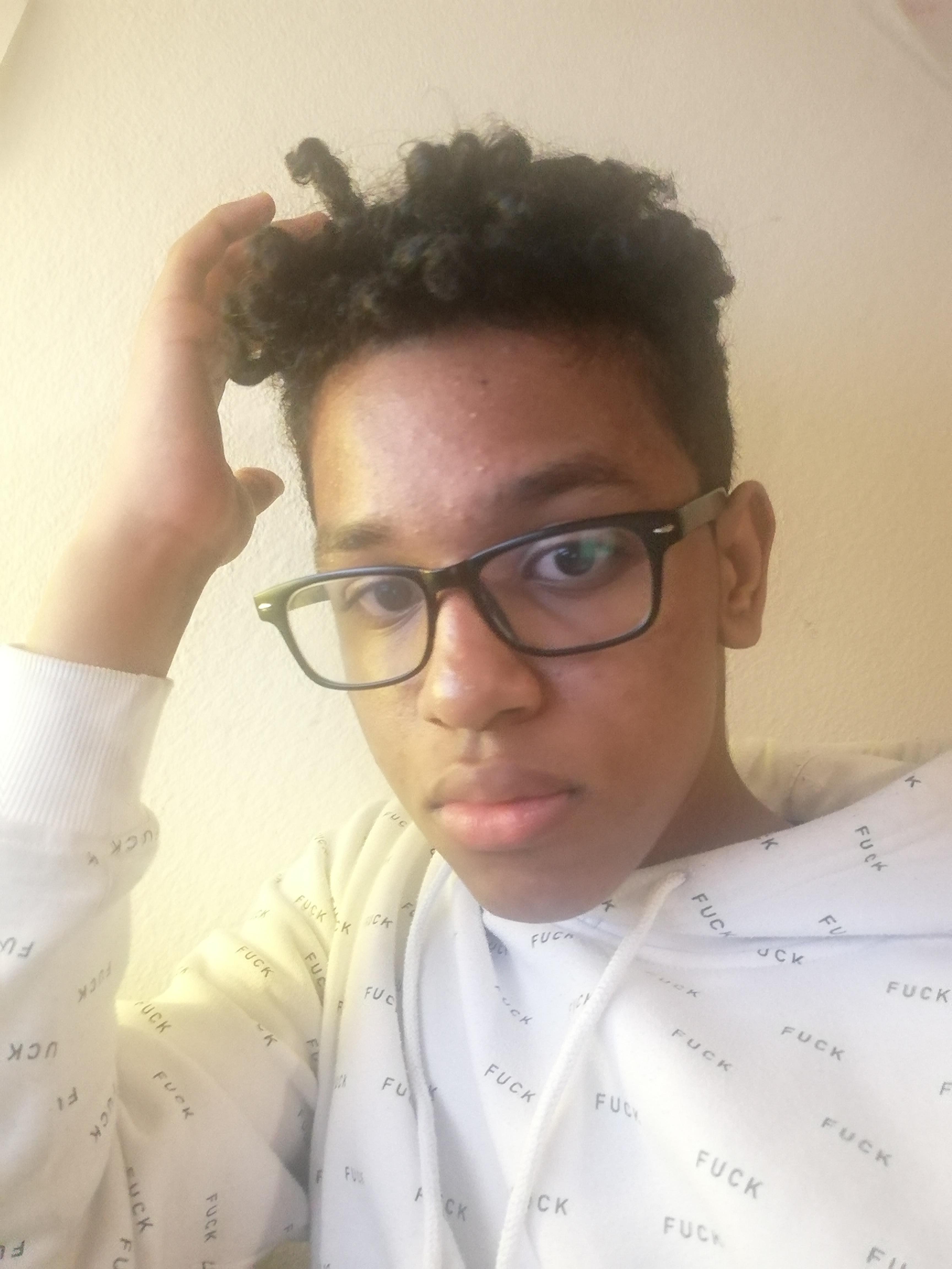 Please be harsh and honest | Scrolller