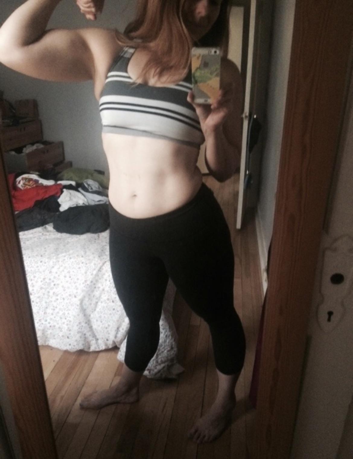 Please excuse the messy bed. 48F | Scrolller