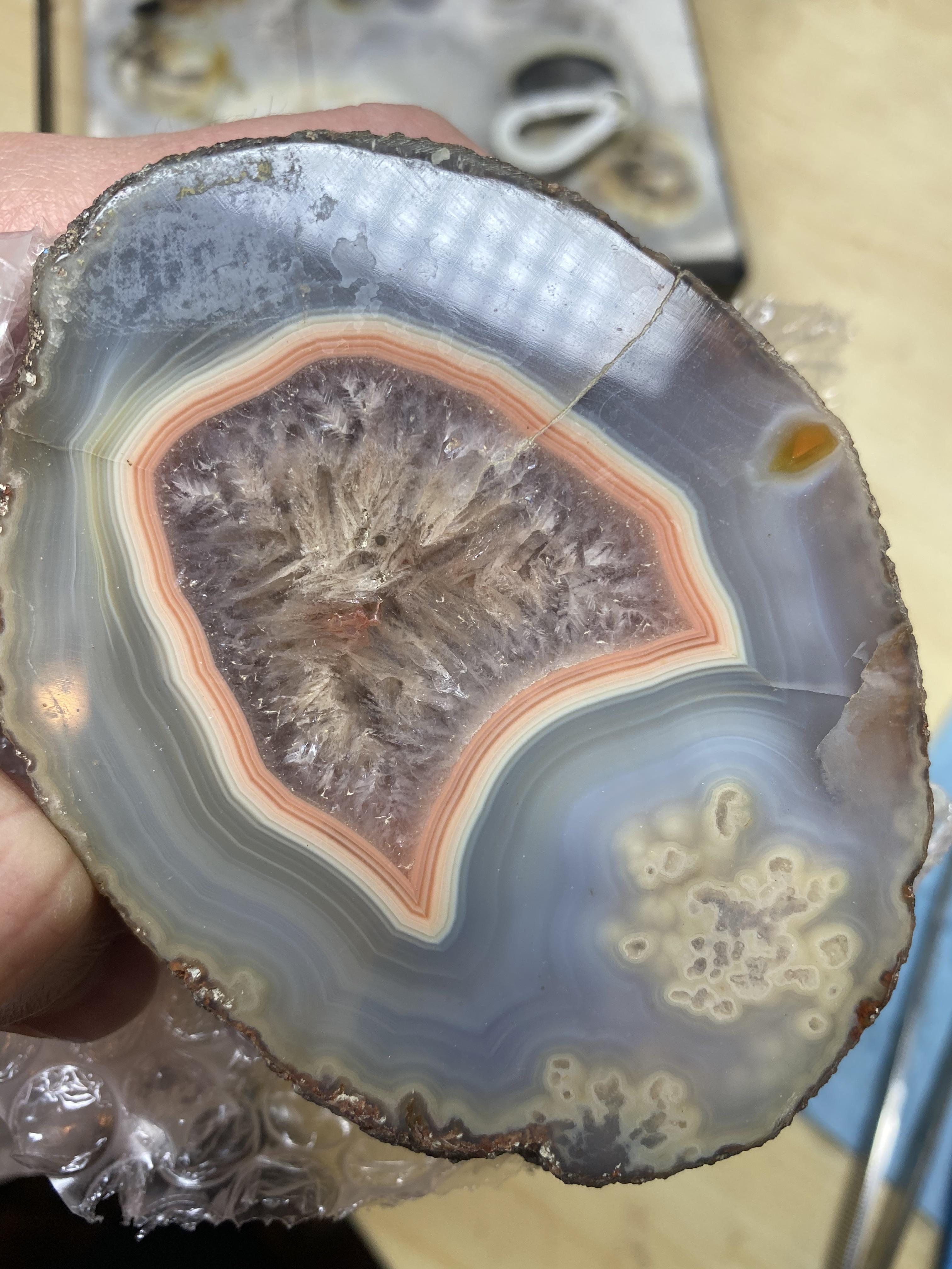 Please help Identify this agate | Scrolller