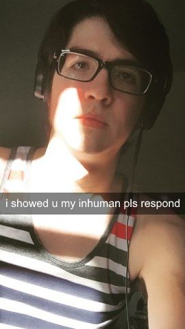 please understand | Scrolller