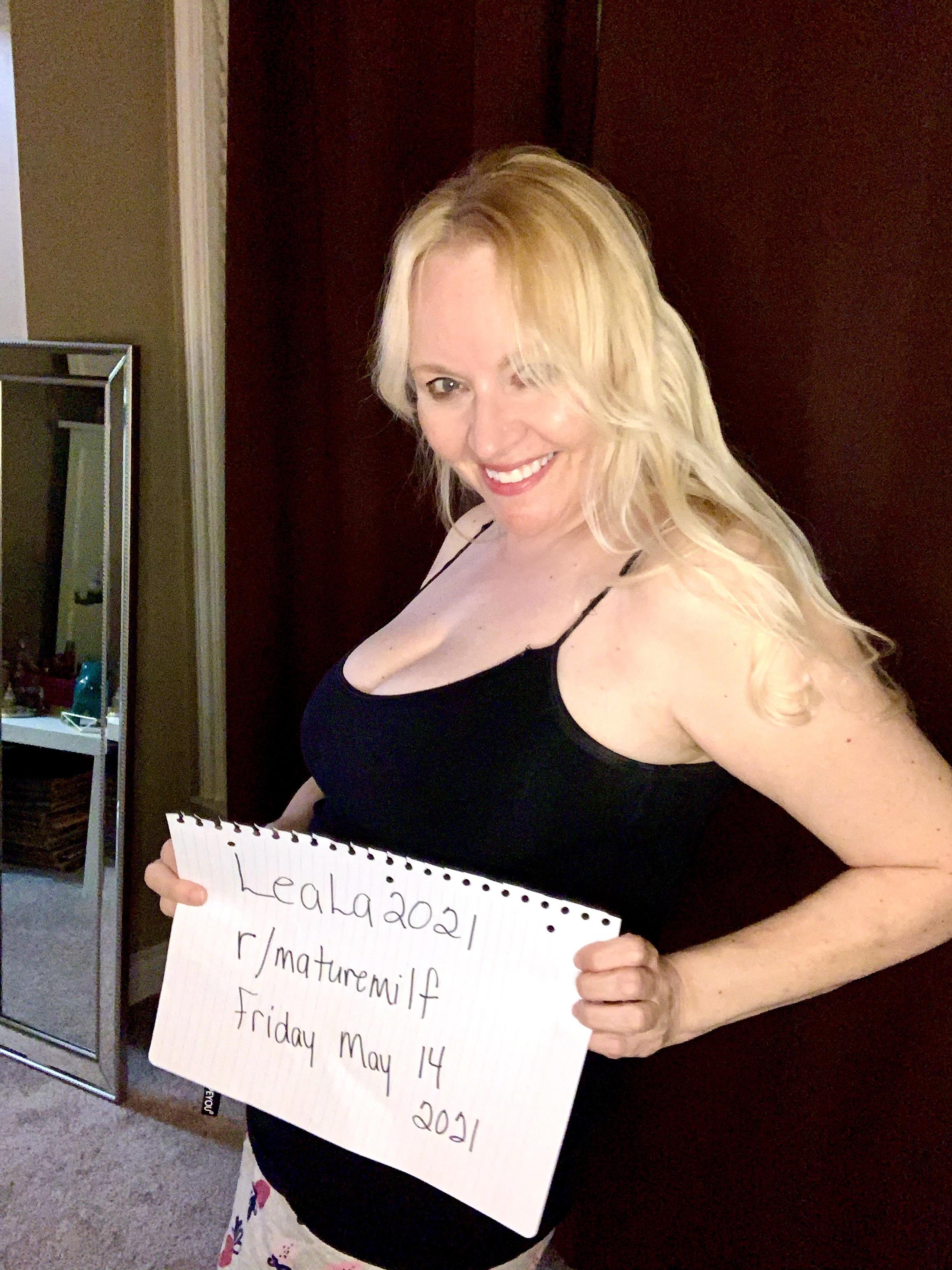 Please verify me ️ | Scrolller