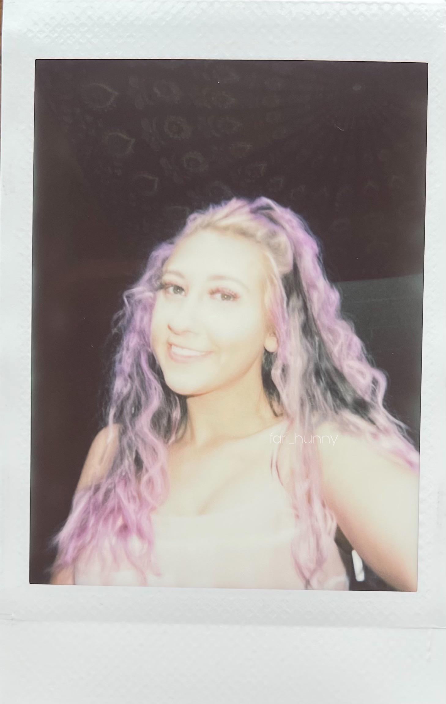 polaroid ･ᴗ･ | Scrolller