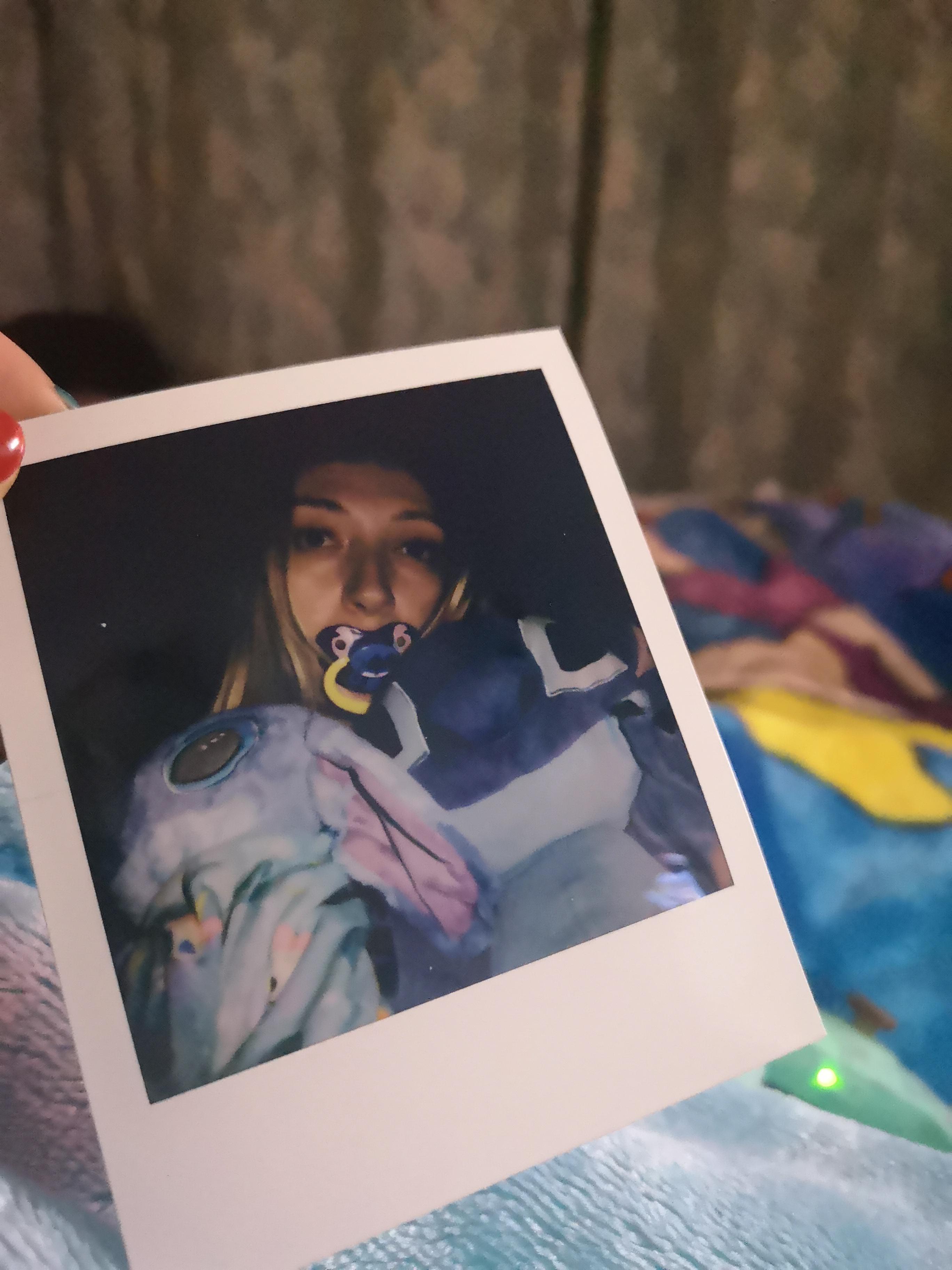 Polaroids are pretty 🥰 | Scrolller