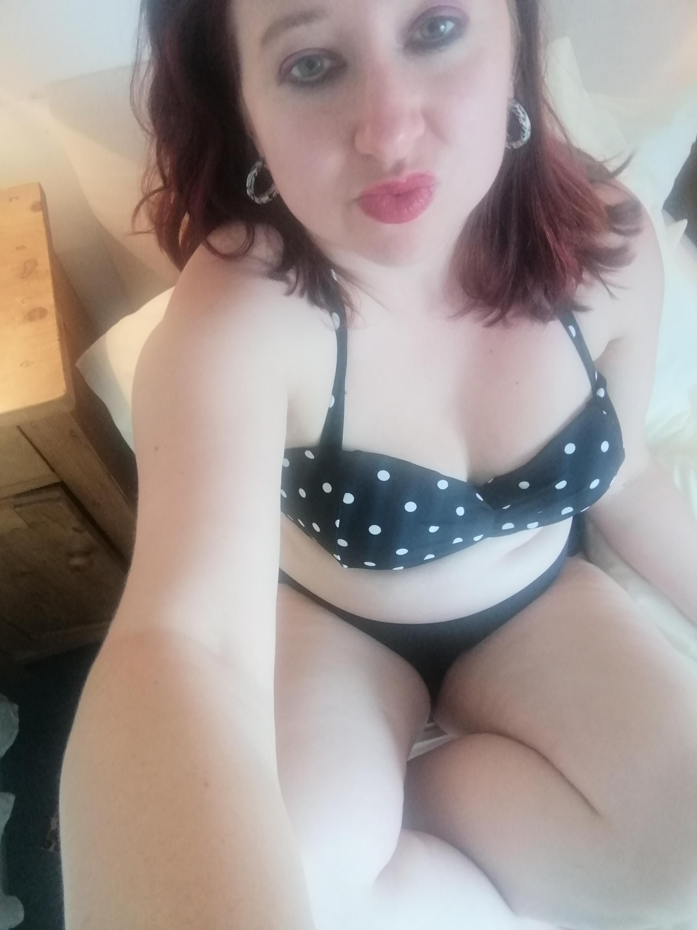 Polka dot bikini day 🖤 | Scrolller