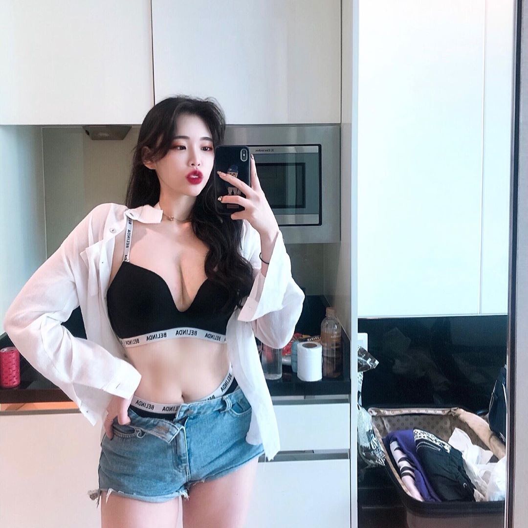 Popped button | Scrolller