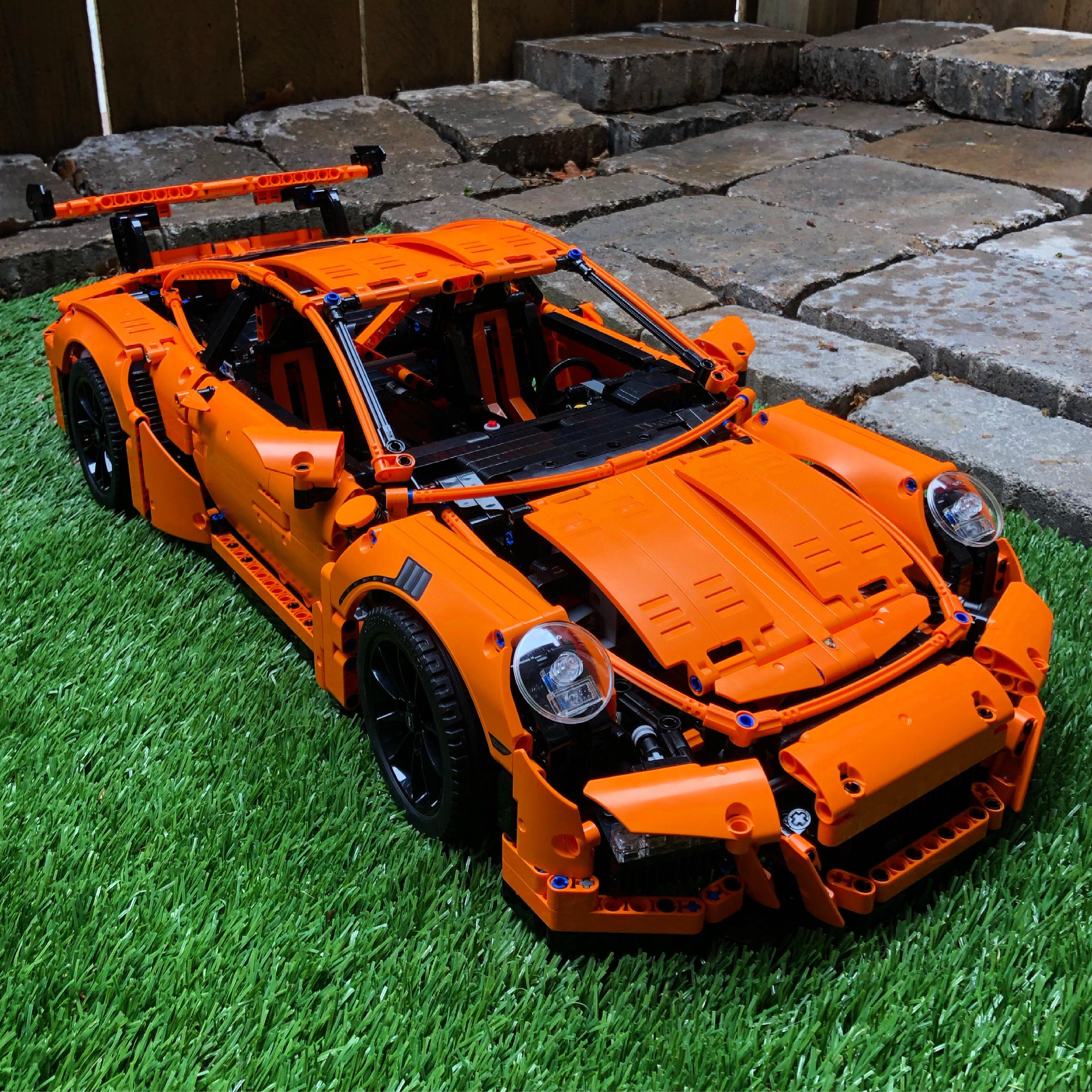 Porsche 911 GT3 RS | Scrolller