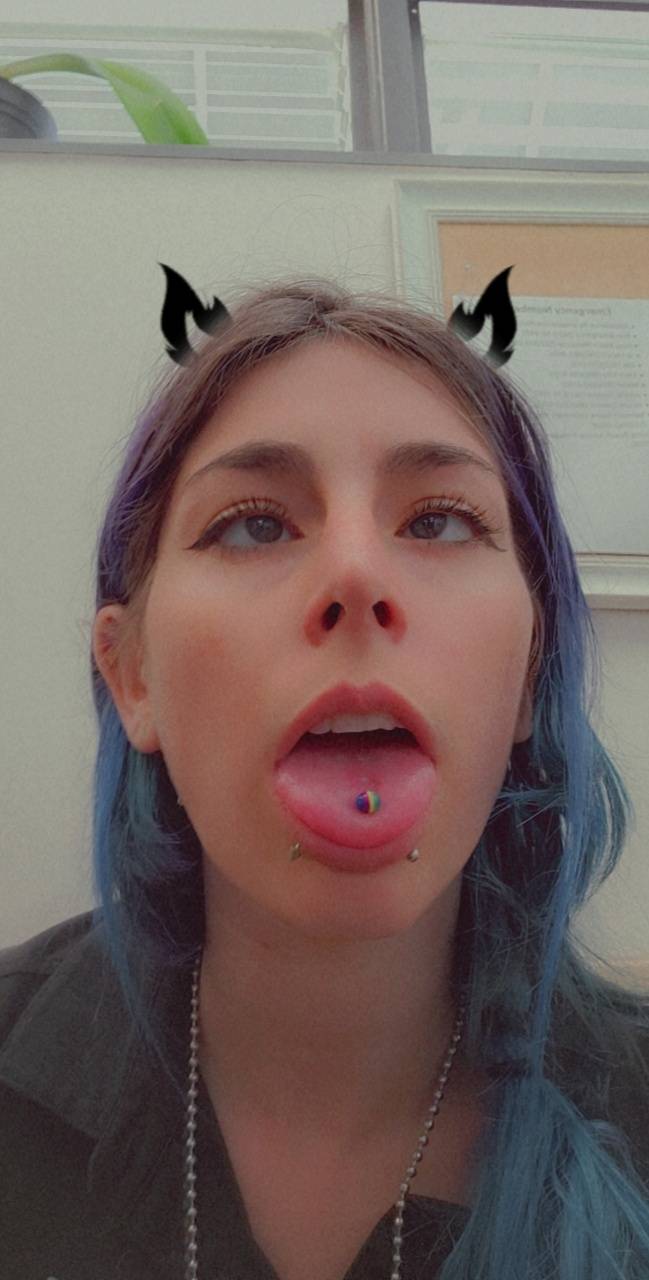 After work selfie🥵 tell me how I got here 😜😜 | Scrolller