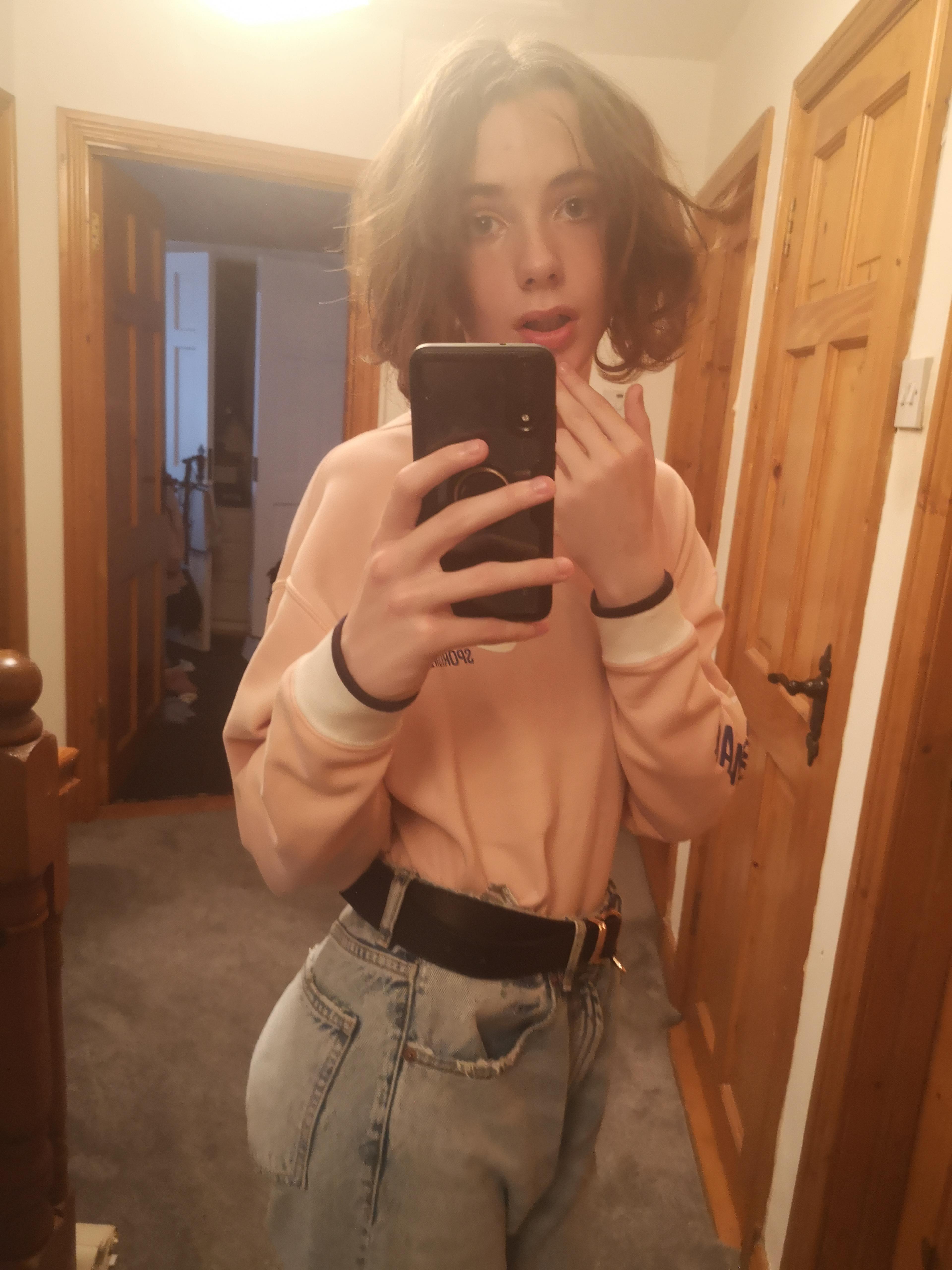 Pov: I just noticed you in the hallway | Scrolller