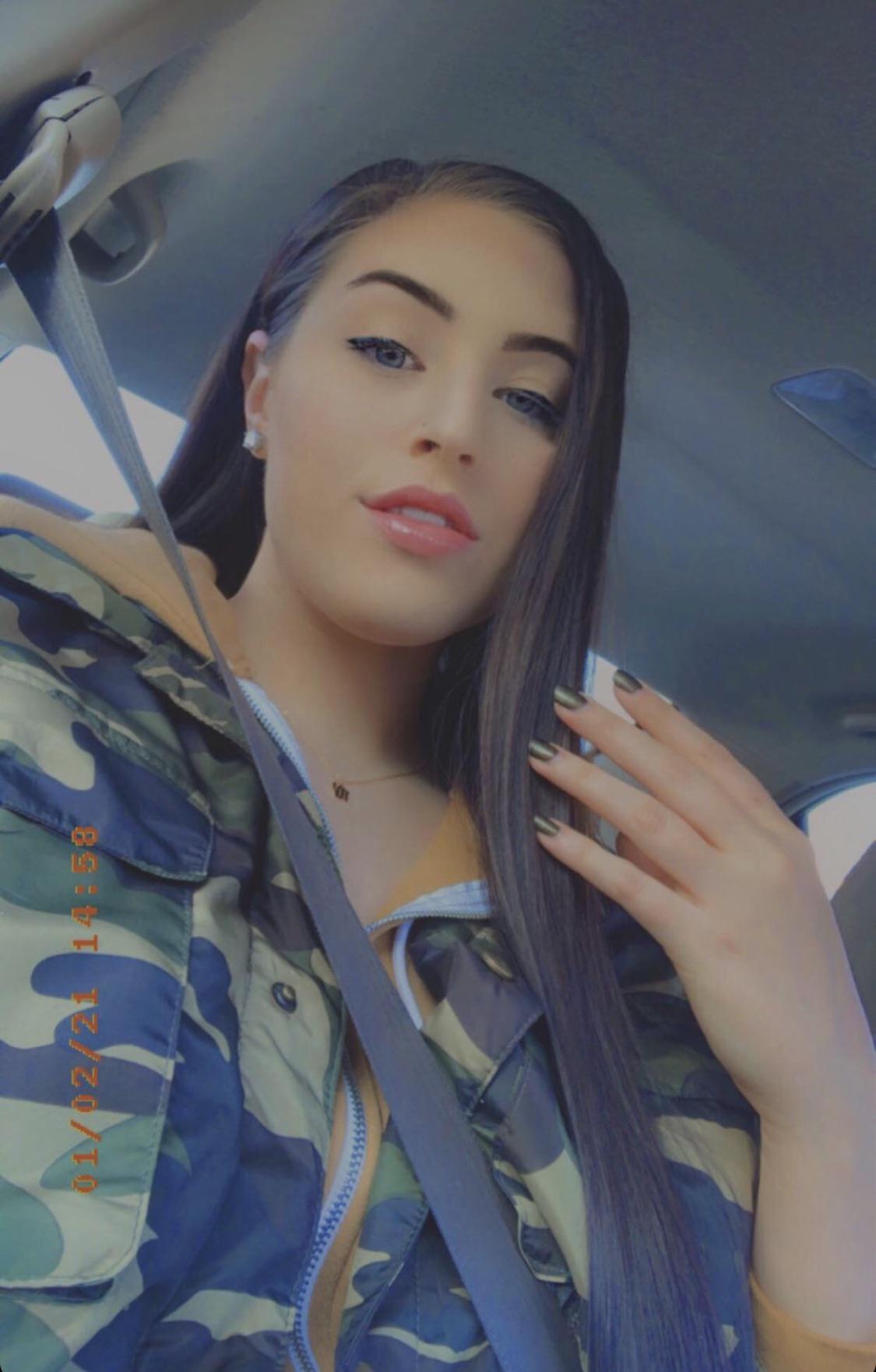 POV: You’re looking up at your amazon goddess 😎 | Scrolller