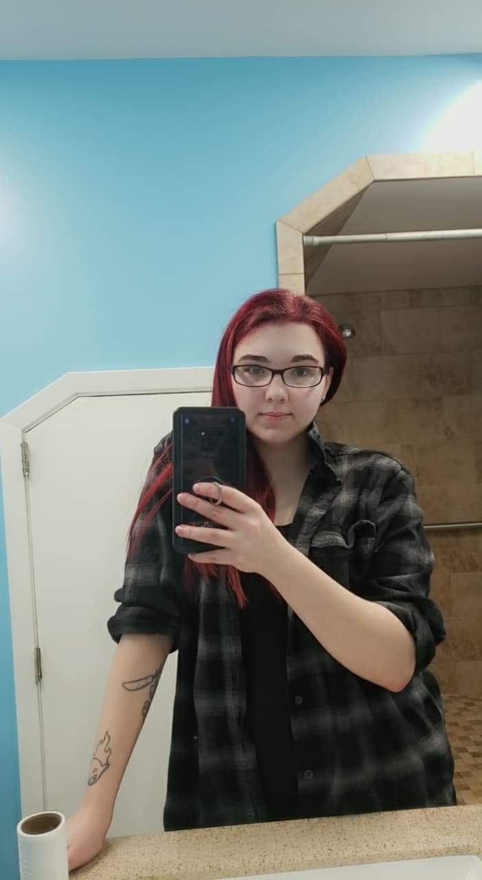 Pre work selfie!! Over 18 | Scrolller