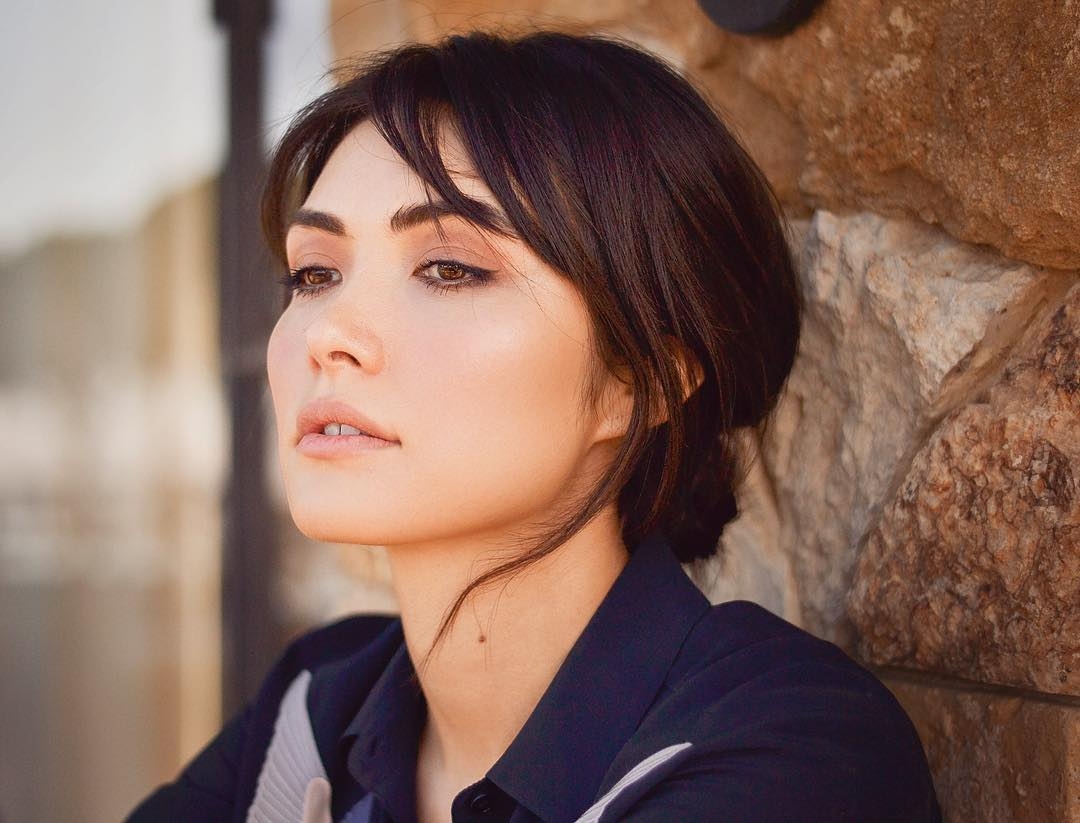 Precious Beauty | Scrolller