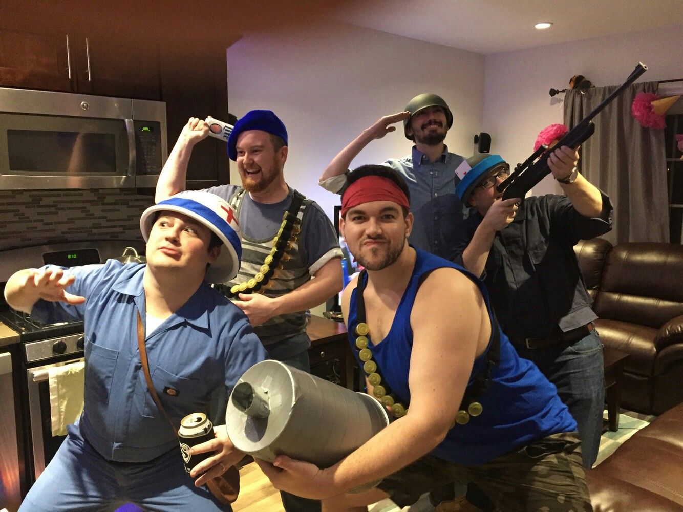 Prepare your troops, Commander! | Scrolller